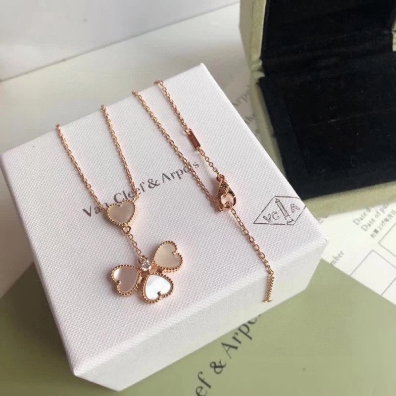 Cut-rate Vca Necklaces