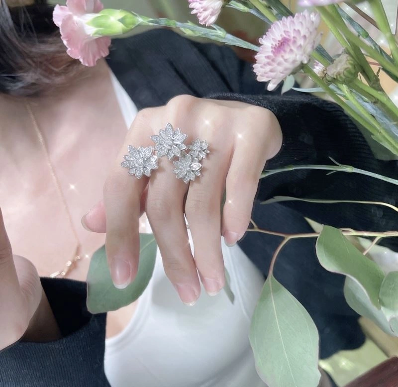 Perfect replica Vca Rings