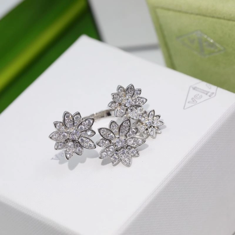 Perfect replica Vca Rings