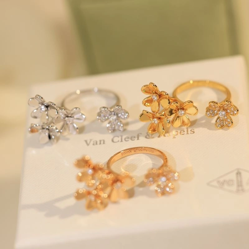 Accurate model Vca Rings