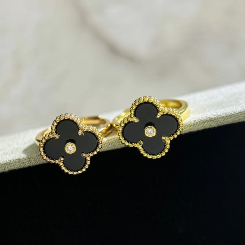 Top match Vca Rings