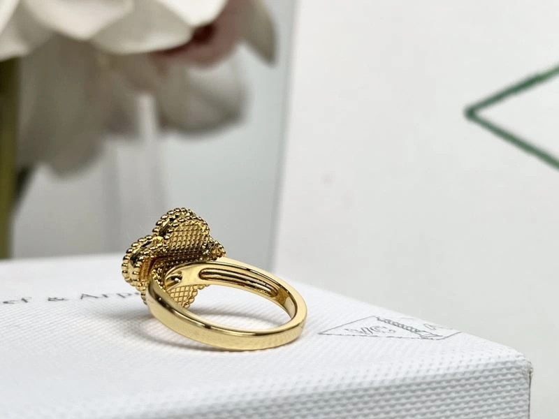 Original Vca Rings