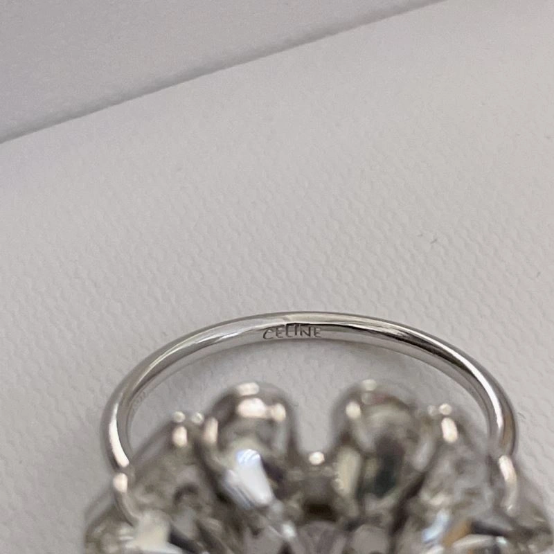 Cut-rate Vca Rings