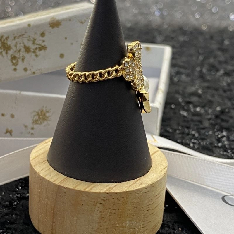 Authentic Vca Rings