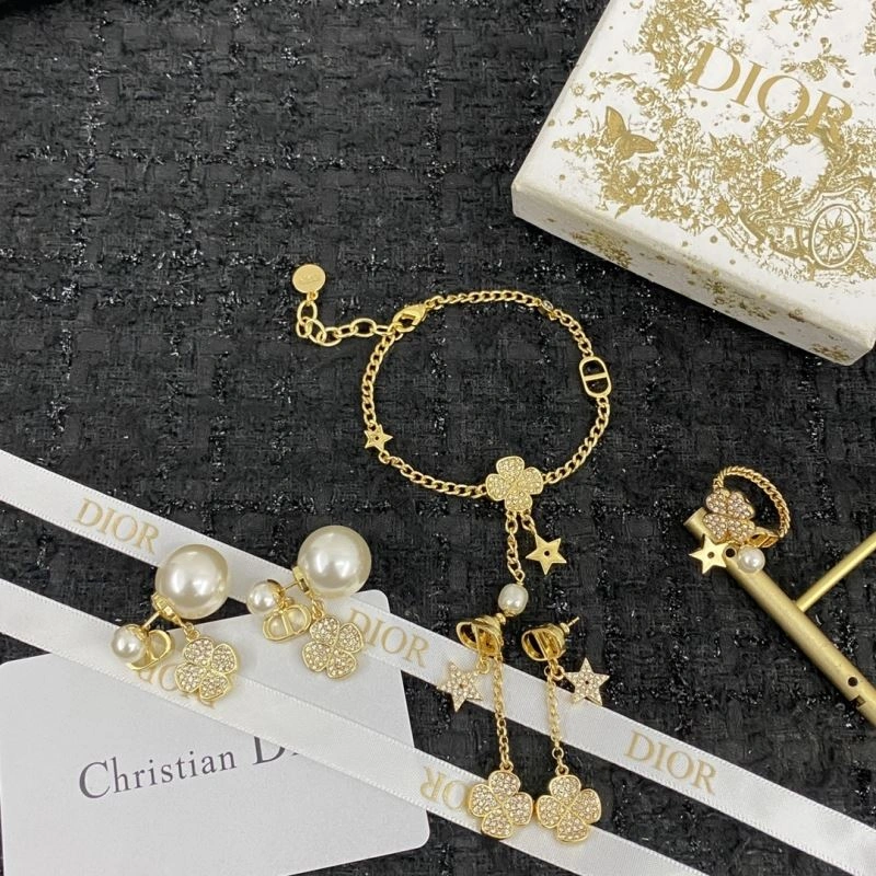 Authentic Vca Rings