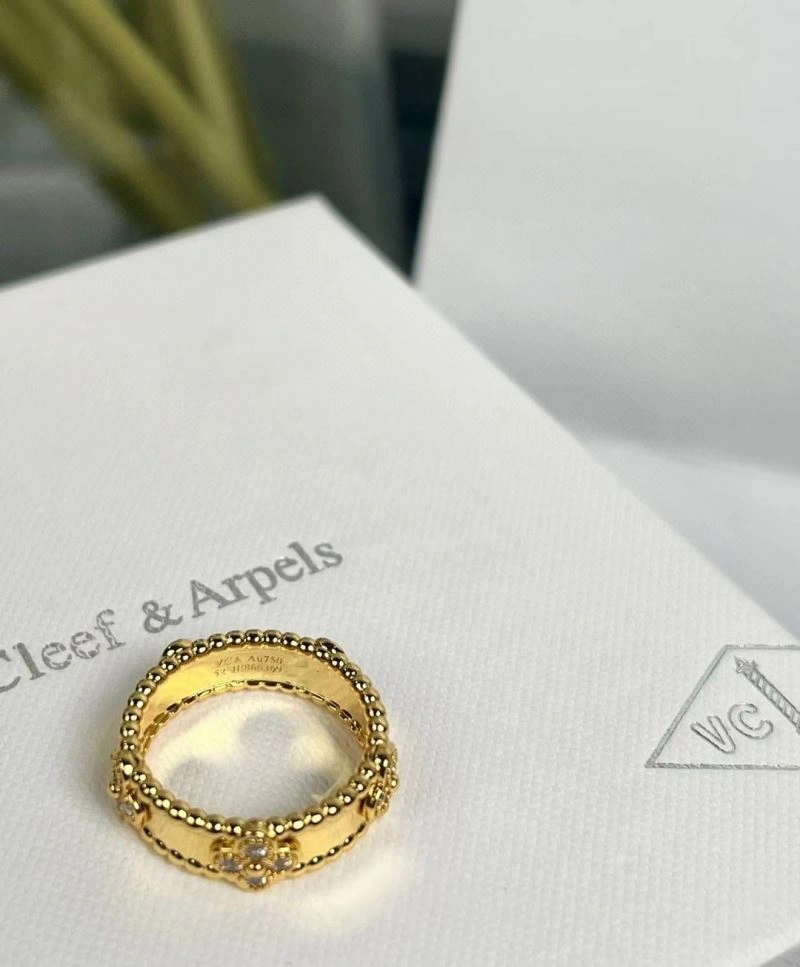 Real Vca Rings