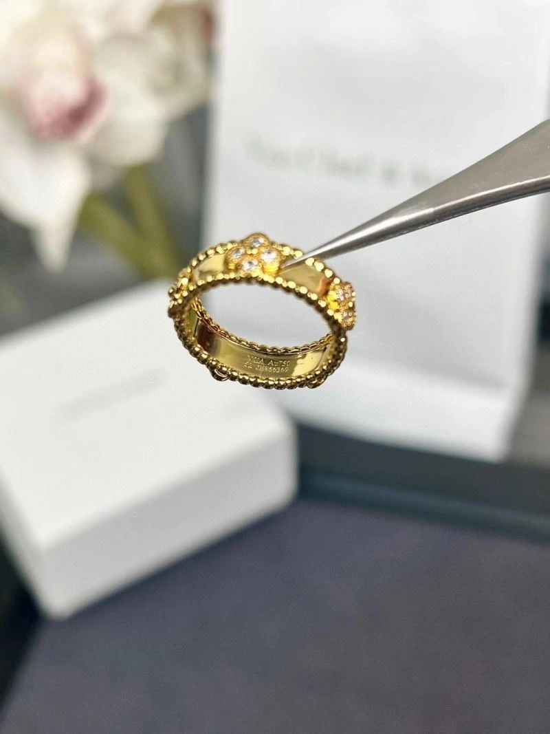 Real Vca Rings