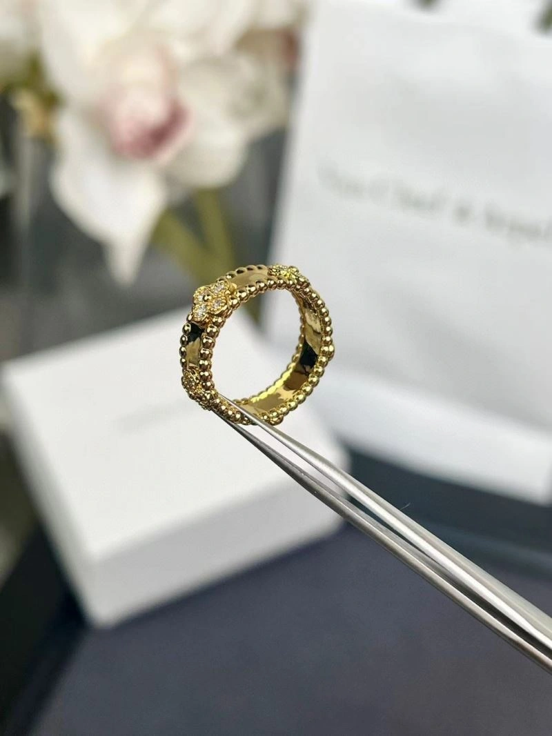 Real Vca Rings