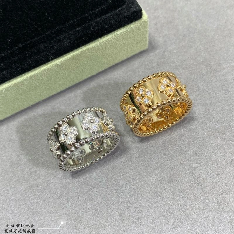 Original Vca Rings