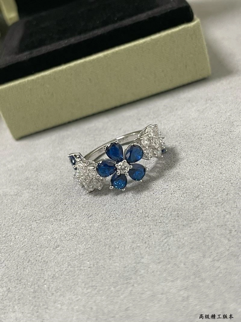 Real Vca Rings