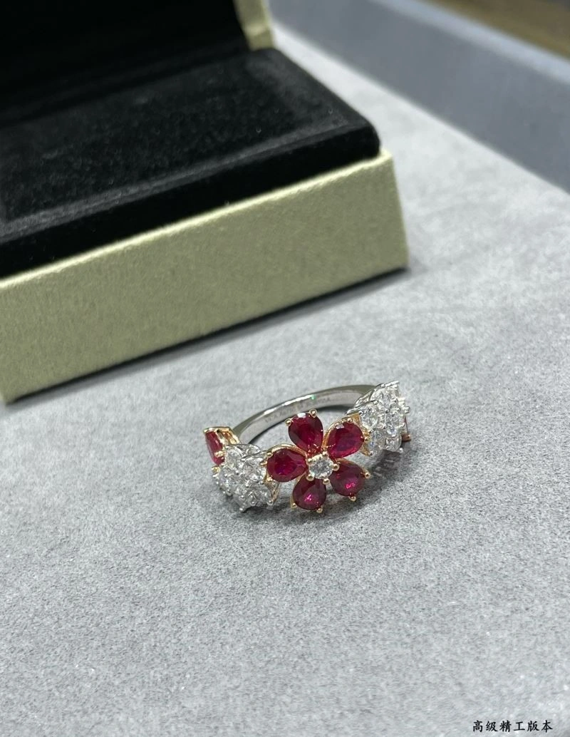 Real Vca Rings