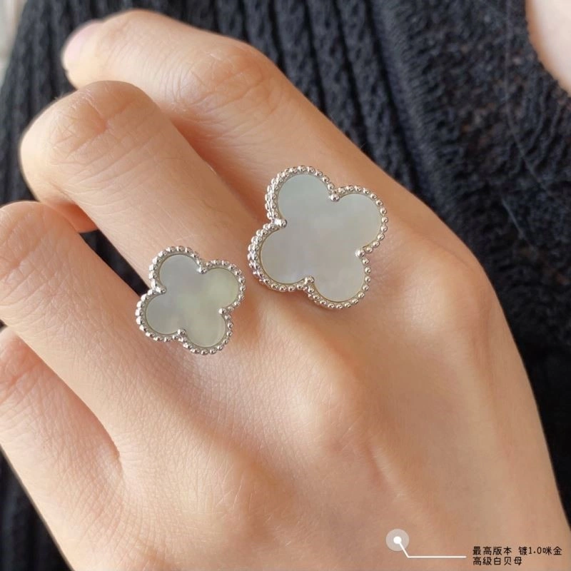 Exact replica Vca Rings