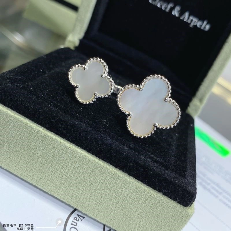 Exact replica Vca Rings
