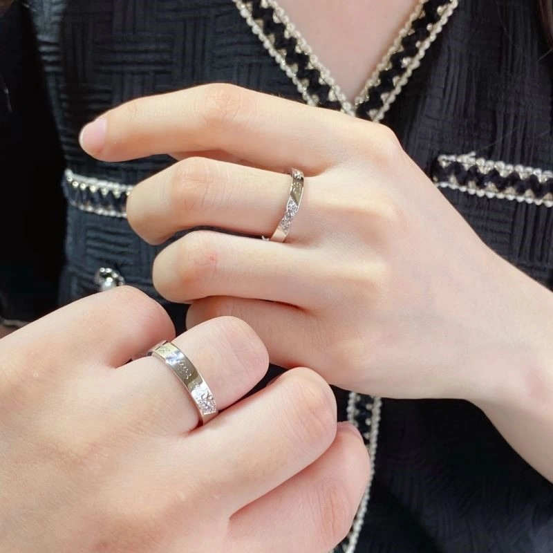 Accurate model Vca Rings