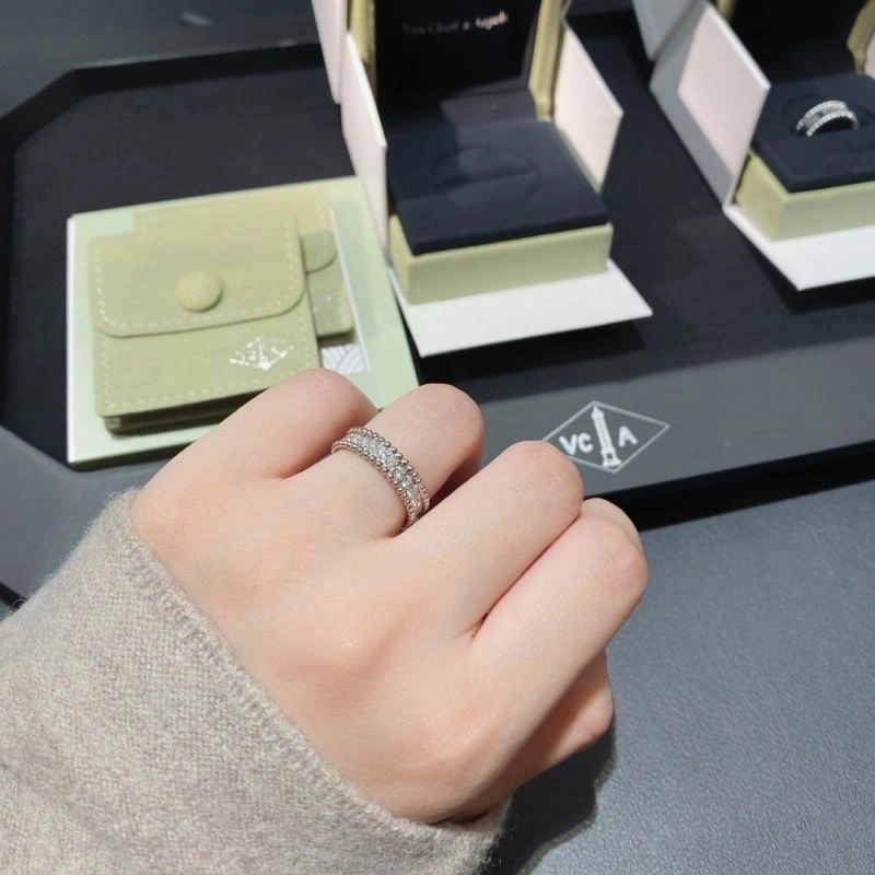 Bargain Vca Rings