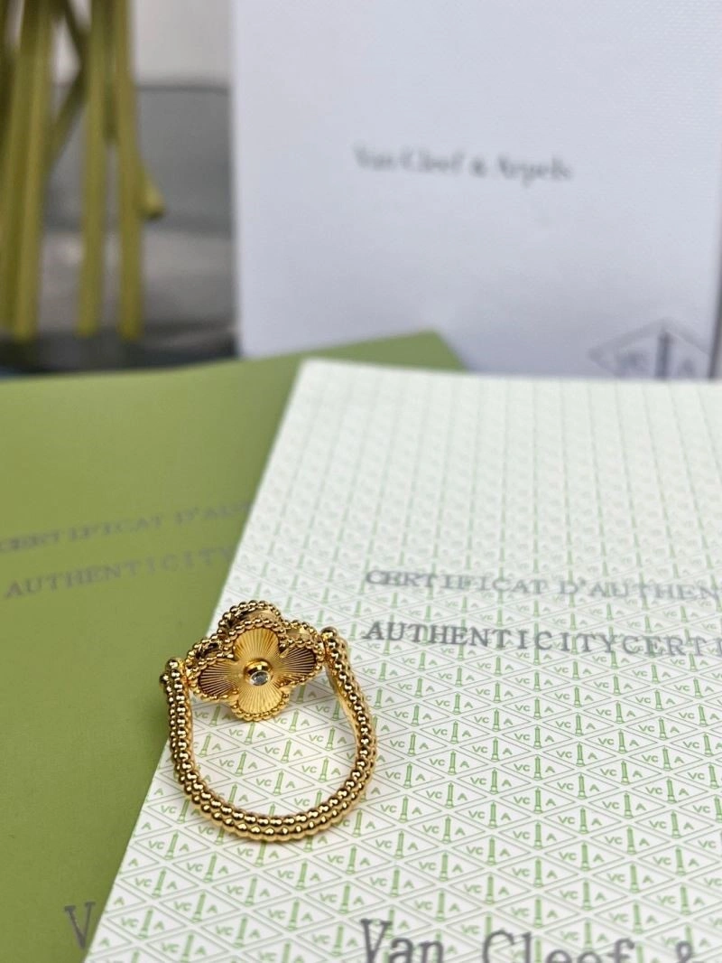 Real Vca Rings