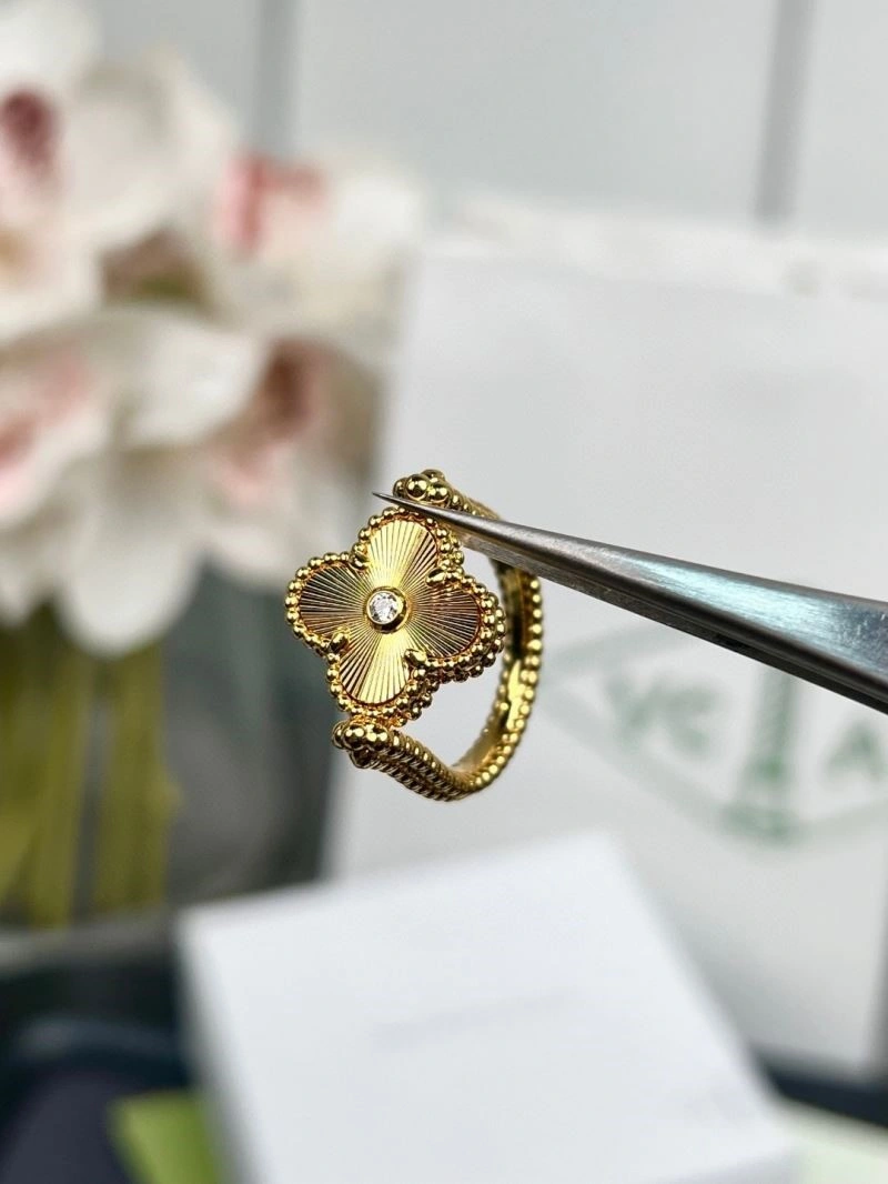 Real Vca Rings
