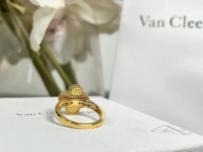 Cut-rate Vca Rings