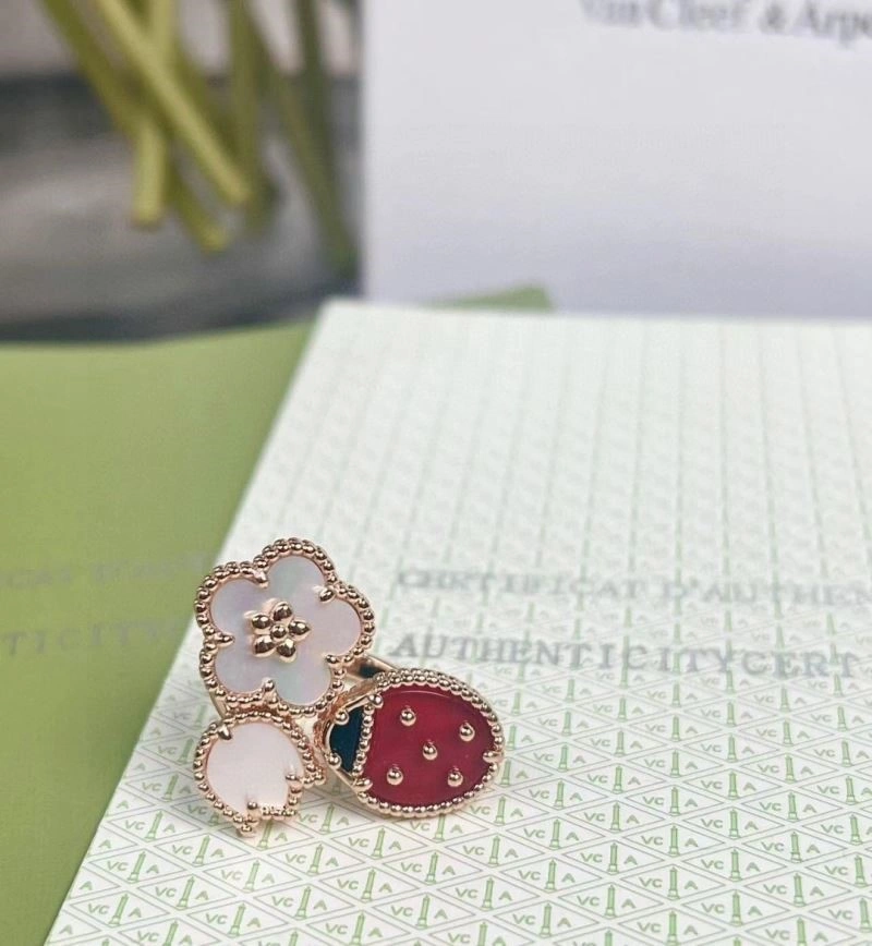 Vca Rings