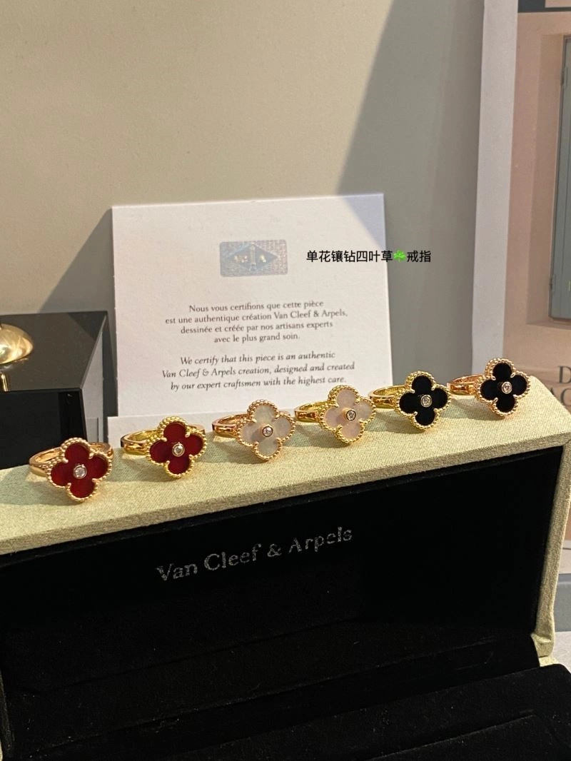 Real Vca Rings