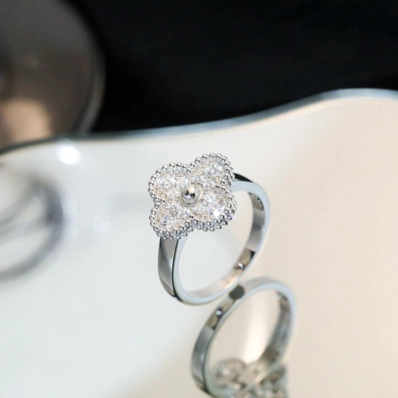 Exact replica Vca Rings