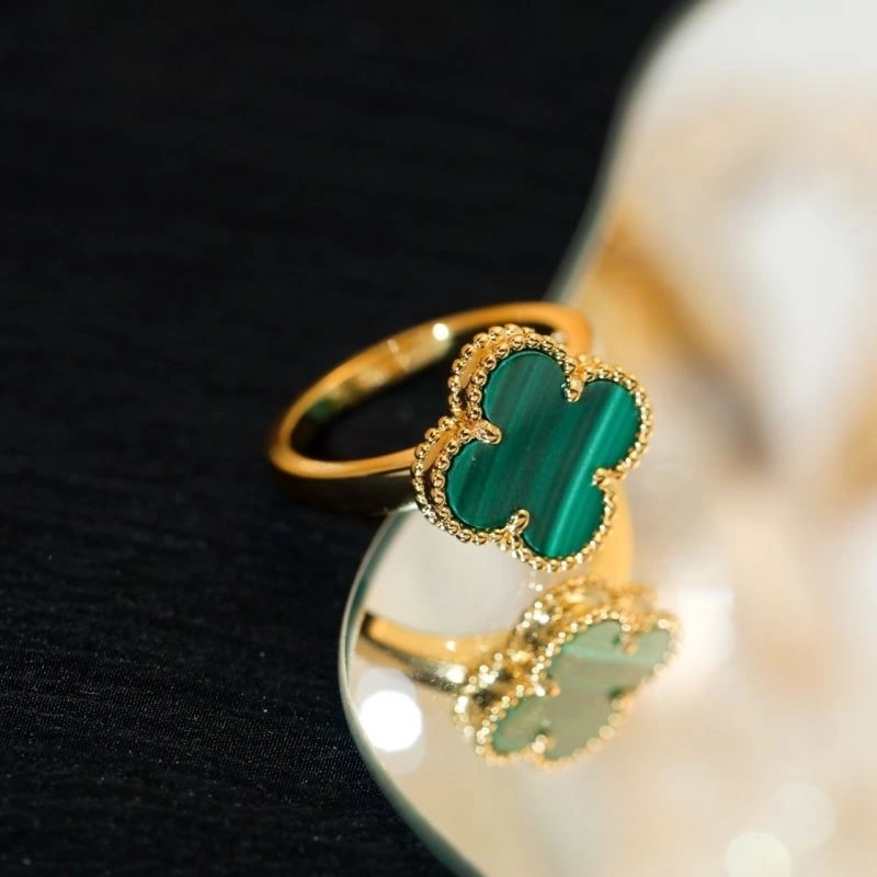 Top mirror Vca Rings