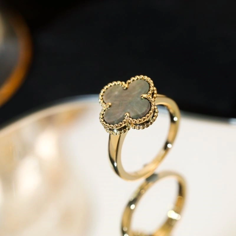 Top mirror Vca Rings