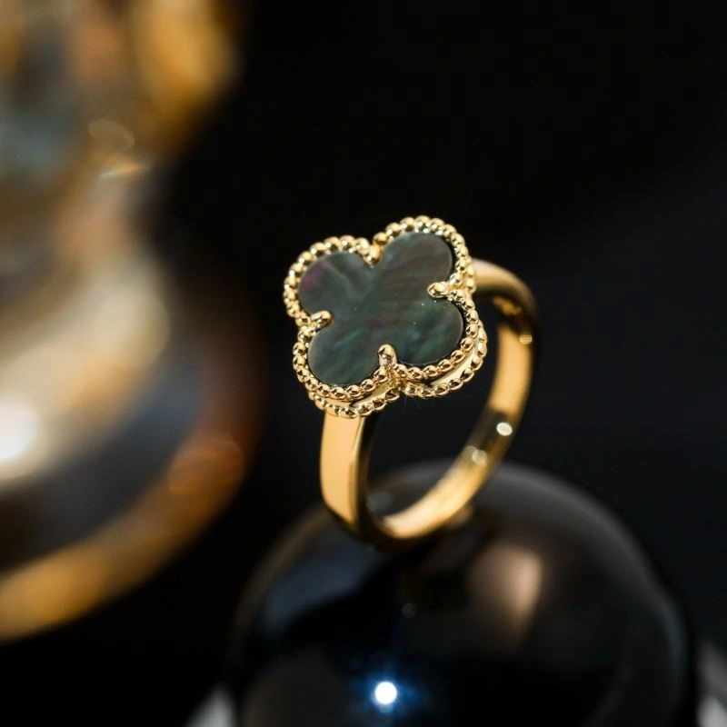 Top mirror Vca Rings