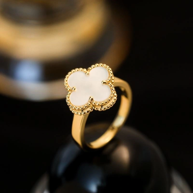 Top mirror Vca Rings
