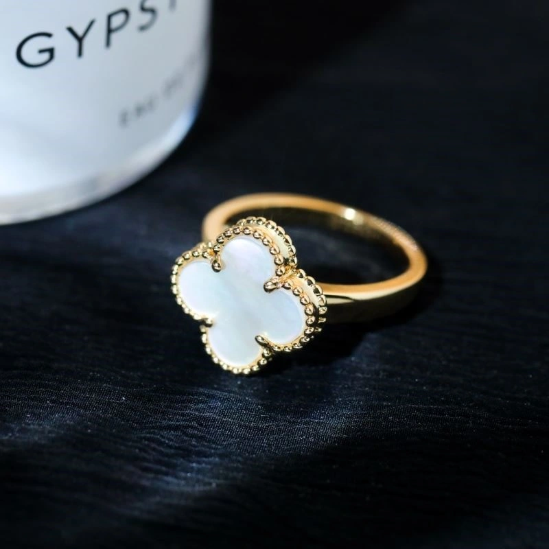 Top mirror Vca Rings