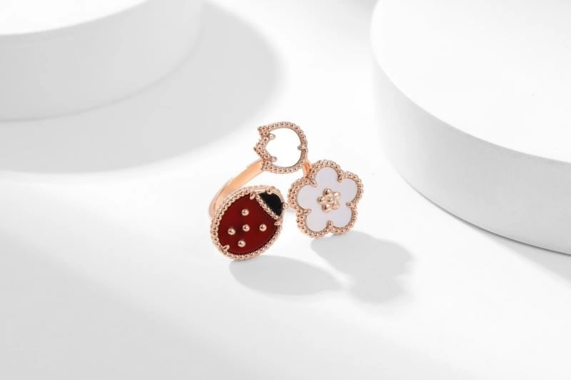 Vca Rings