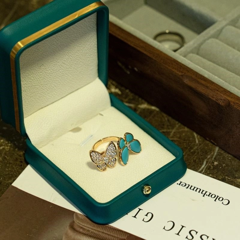 Mirror quality Vca Rings