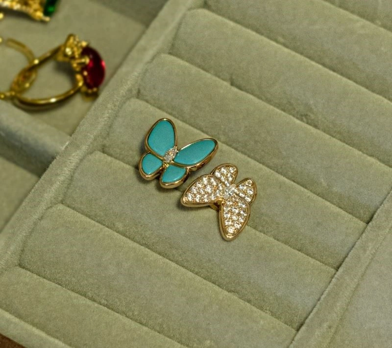 Mirror quality Vca Rings