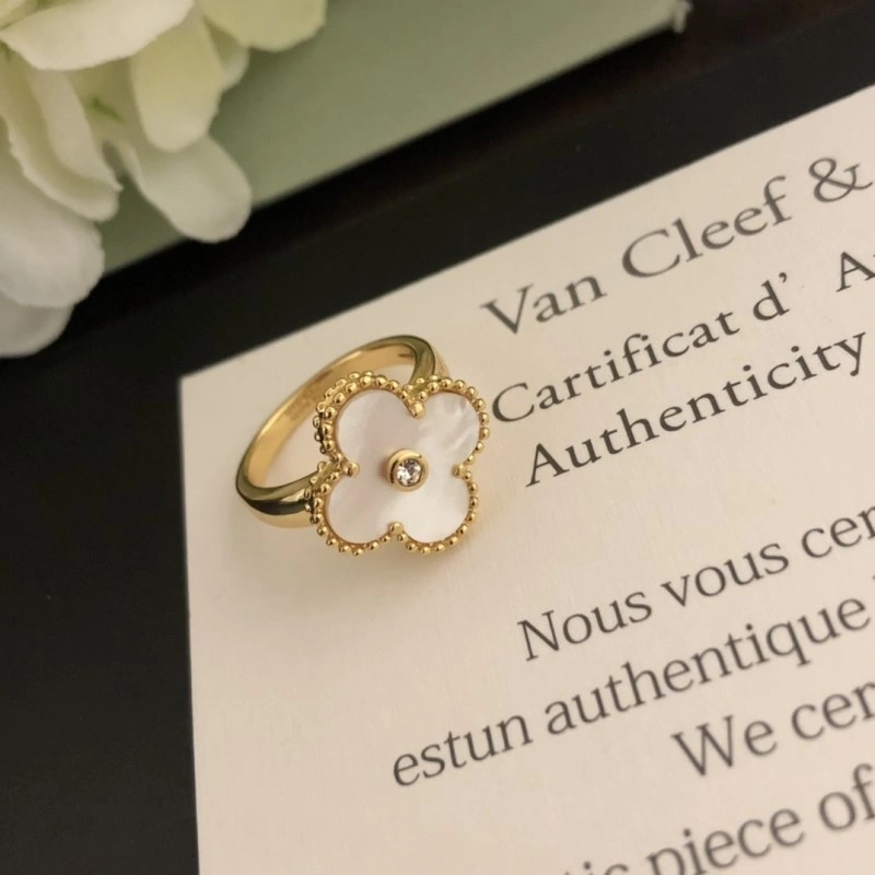 Precise copy Vca Rings