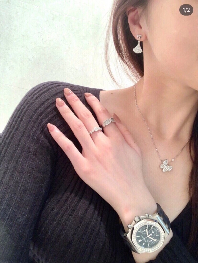 Real Vca Rings