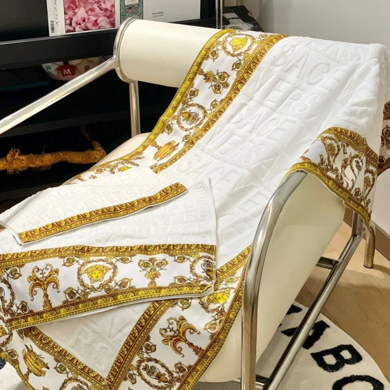 Mirror quality Versace Bath Towel