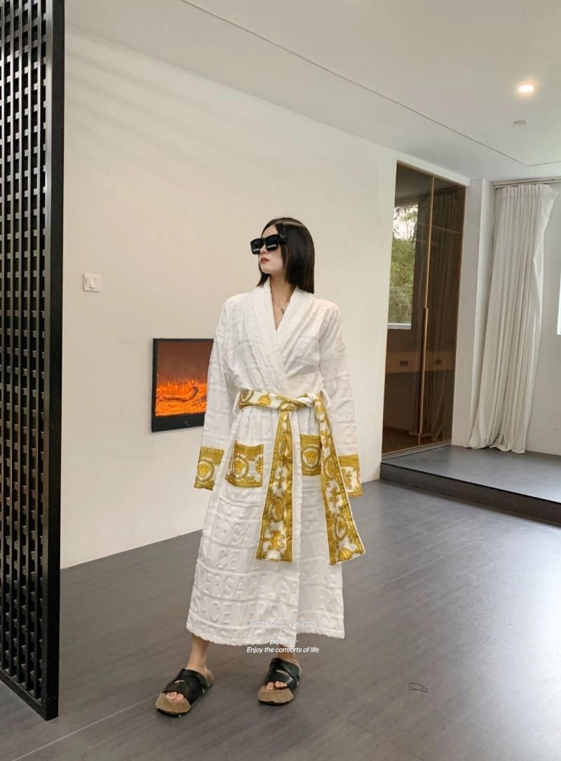 Brand-authenticated Versace Bathrobe