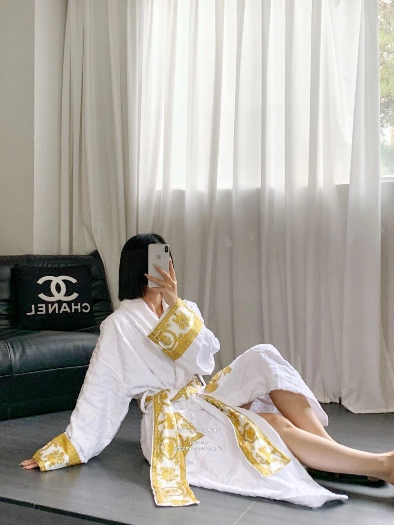 Brand-authenticated Versace Bathrobe