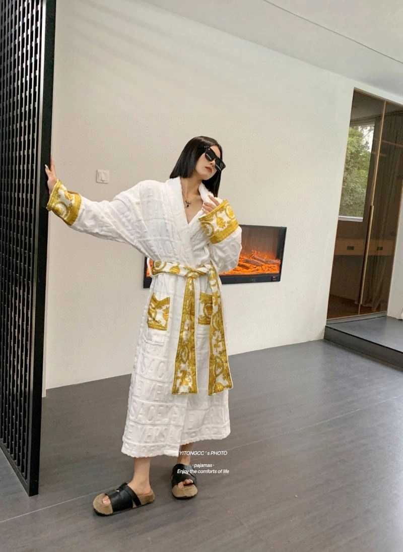 Brand-authenticated Versace Bathrobe