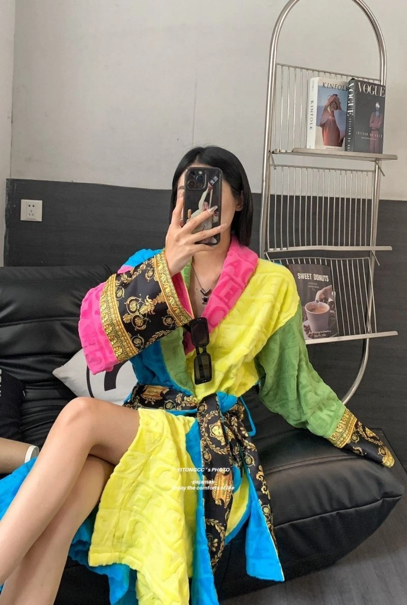 Top mirror Versace Bathrobe