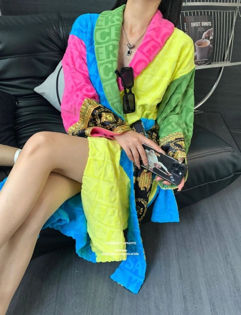 Top mirror Versace Bathrobe