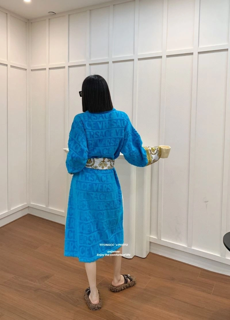 Value-priced Versace Bathrobe