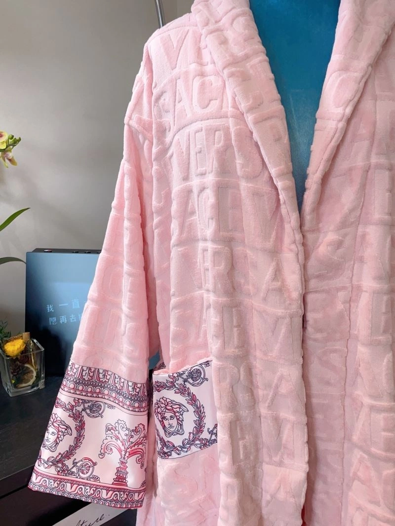 Top match Versace Bathrobe