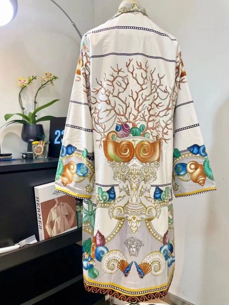Economical Versace Bathrobe