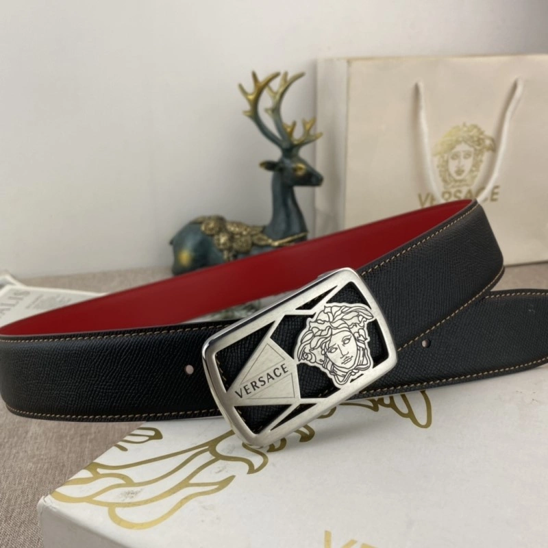 Low-cost Versace Belts