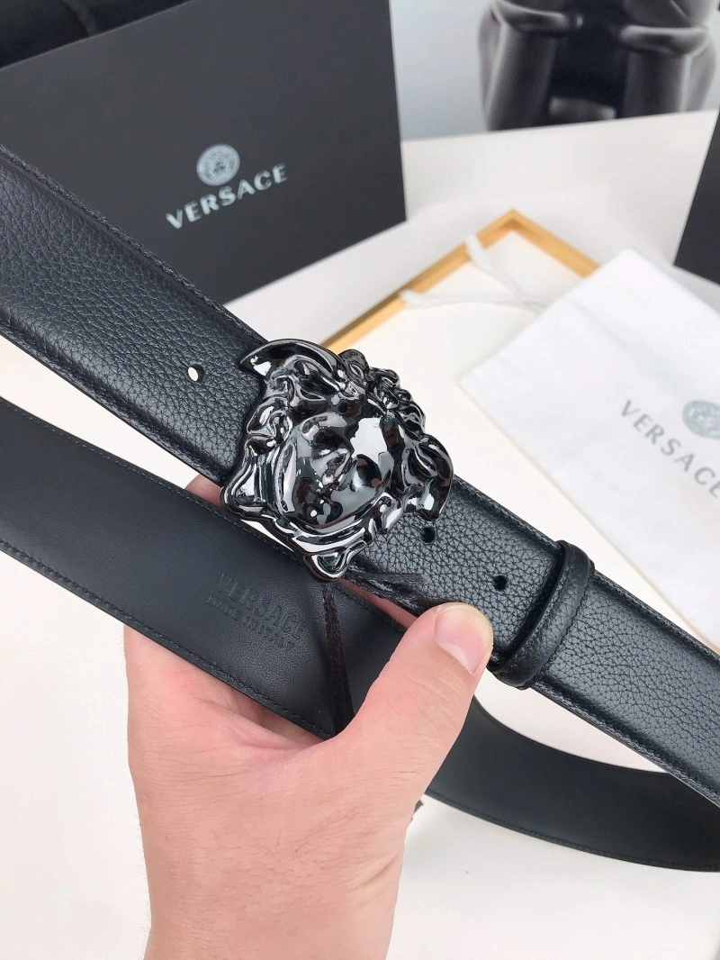Low-cost Versace Belts