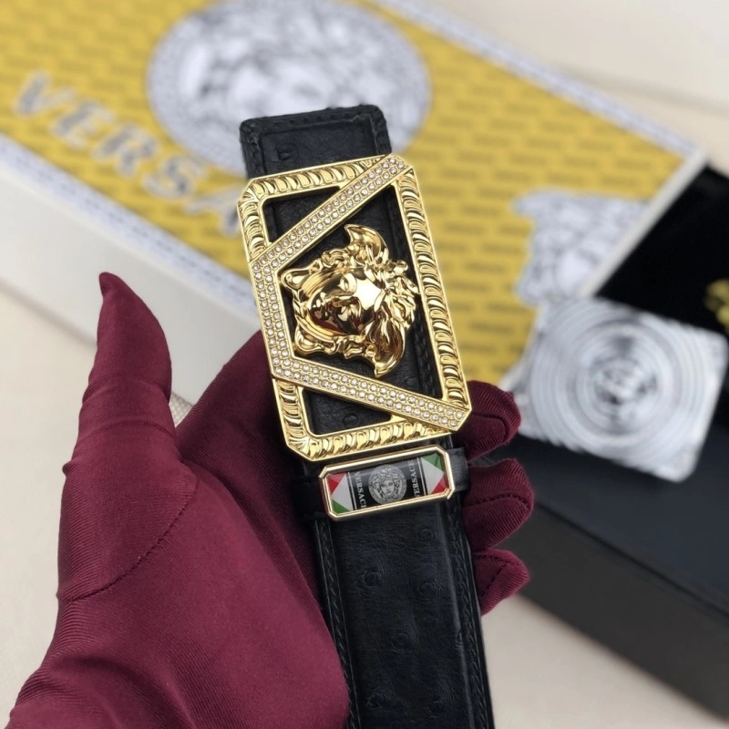 Low-cost Versace Belts