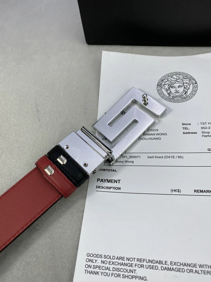 Low-cost Versace Belts