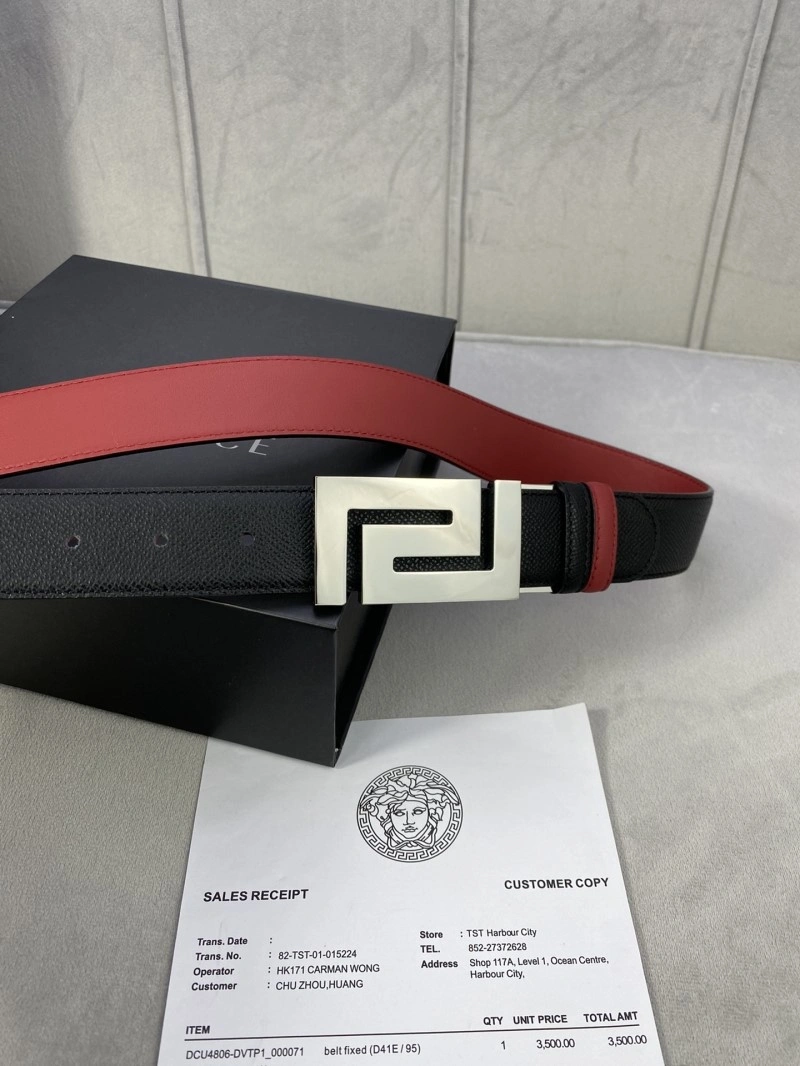 Low-cost Versace Belts