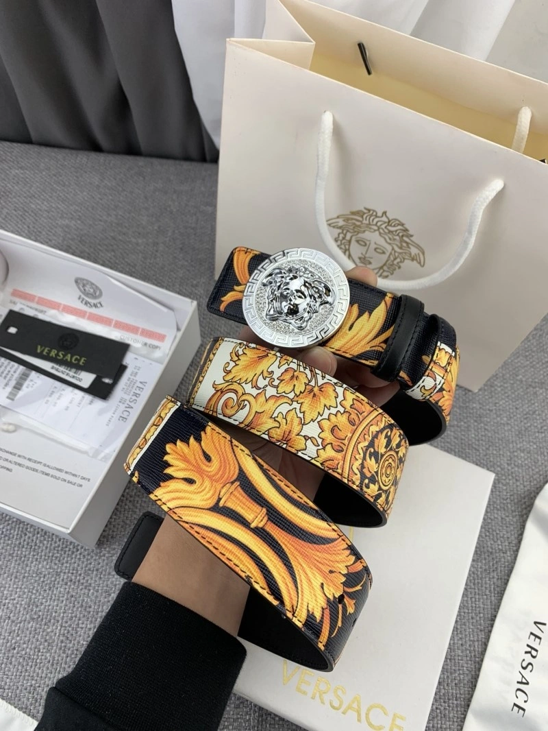 Low-cost Versace Belts